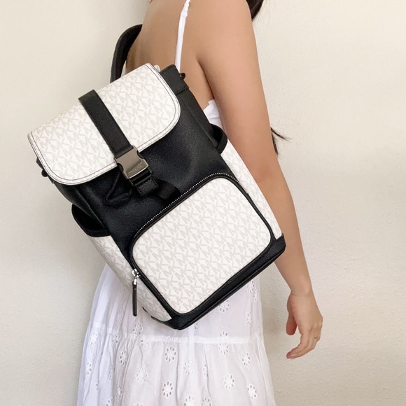 Michael Kors | Bags | Michael Kors Cooper Mk Logo Large Sporty ...